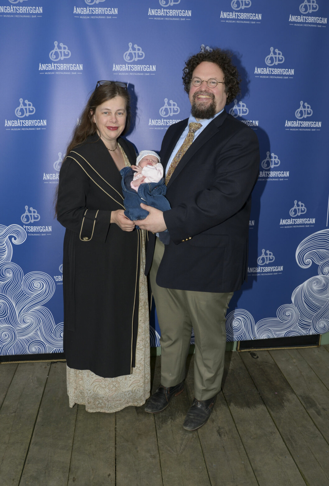 Ovanliga namnet – det ska Edward Bloms son heta | Hänt