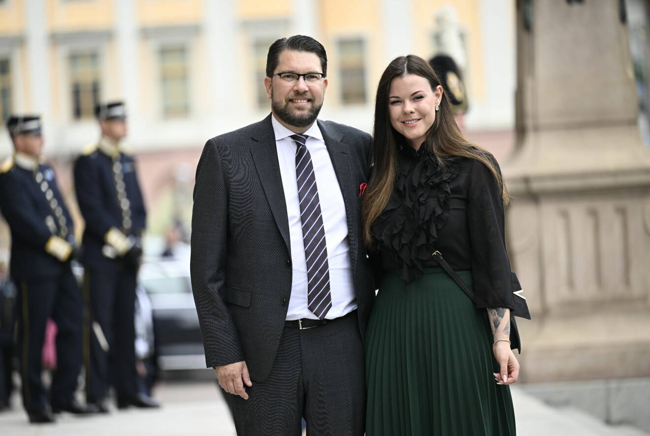 Jimmie Åkesson Med Yngre Flickvännen Matilda Kärnerup Hänt
